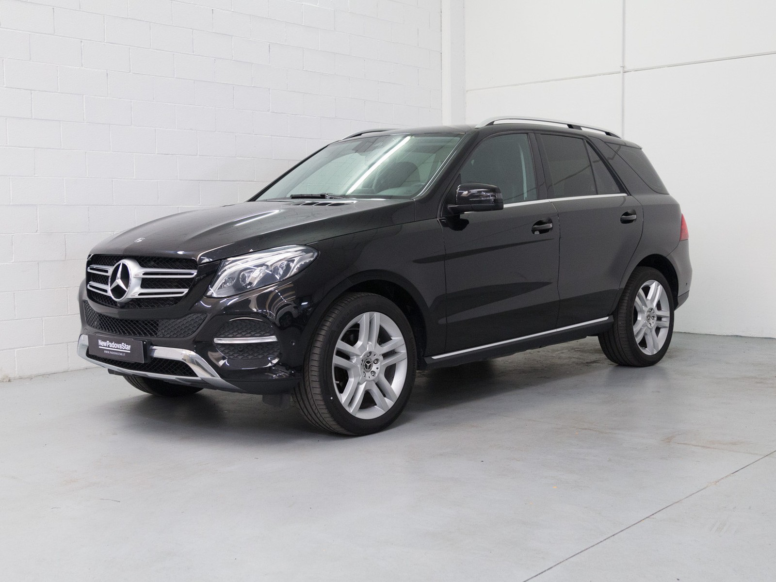 Mercedes GLE GLE 250 d Sport 4matic auto usato nero 006U2040