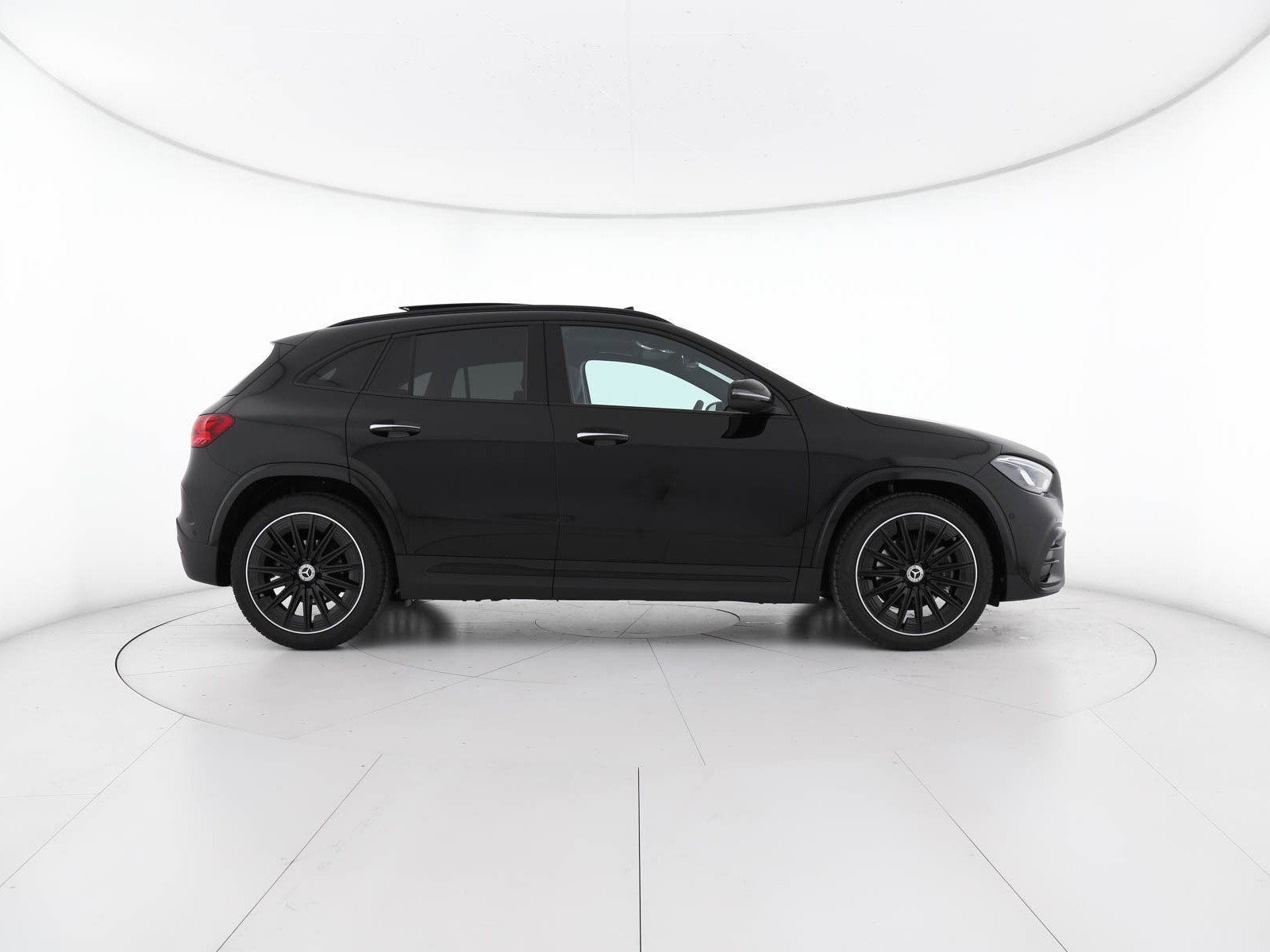 Mercedes GLA 200 d amg line advanced plus auto nero 58.576€