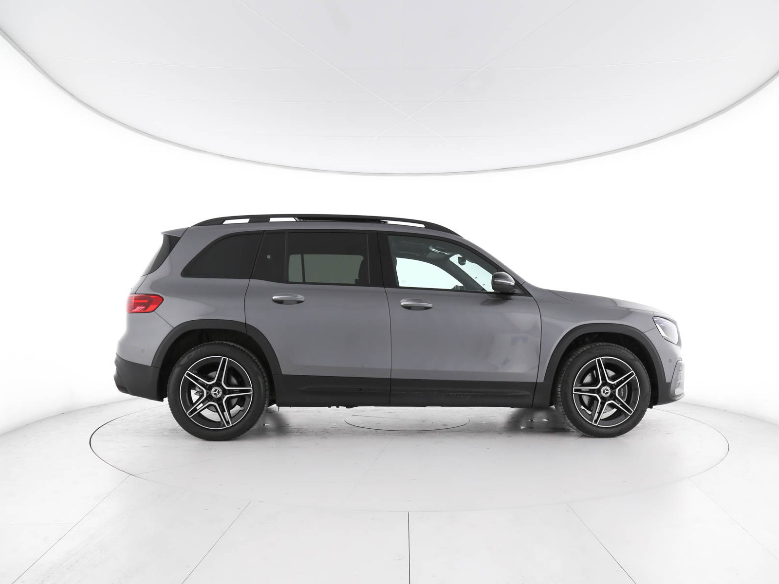 Mercedes GLB 200 d amg line advanced plus 4matic auto grigio 54.900€