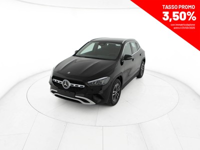 Mercedes GLA in pronta consegna! prezzo, offerte e caratteristiche e ...